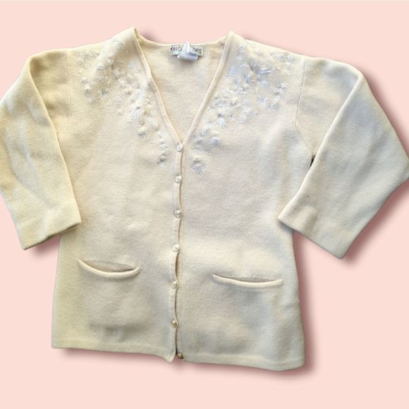 Vintage | Sweaters | Vintagecottagecorewool Floral Embroidered Gold ...